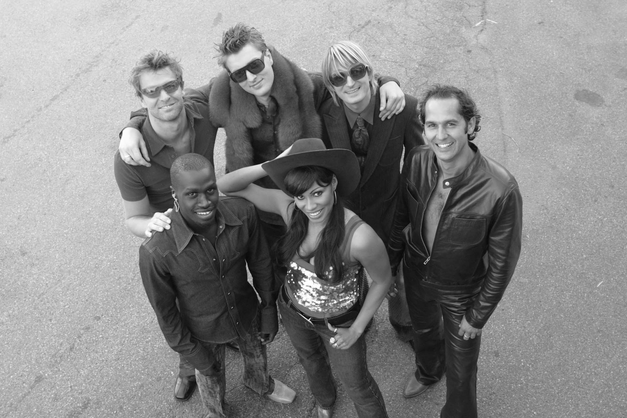 Zindy Laursen - De største hits fra karrieren LIVE - Lyt her!